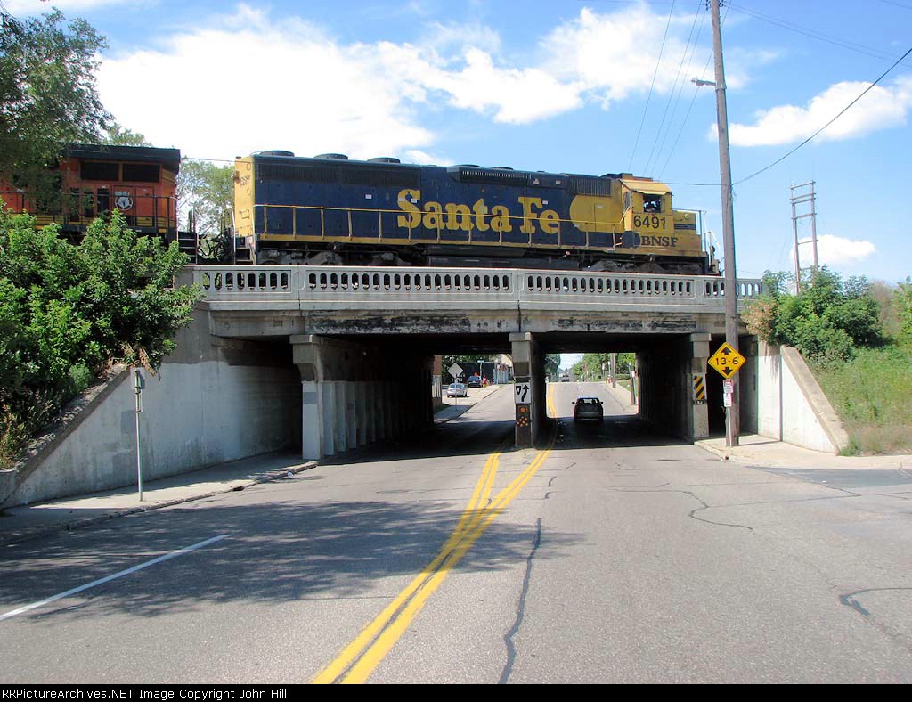 080805010 BNSF #6491 is rare SD45-2 sighting at Lowry Ave NE near CTC University